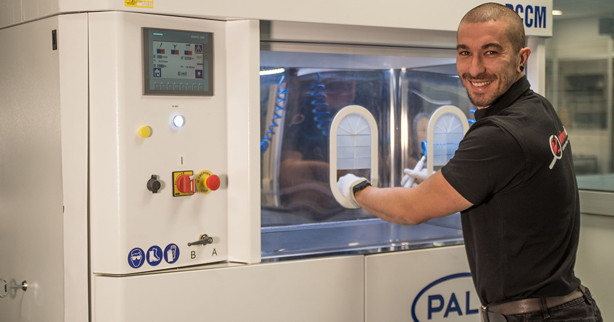 Cleanliness test su housing battery e altri campioni di grandi ...